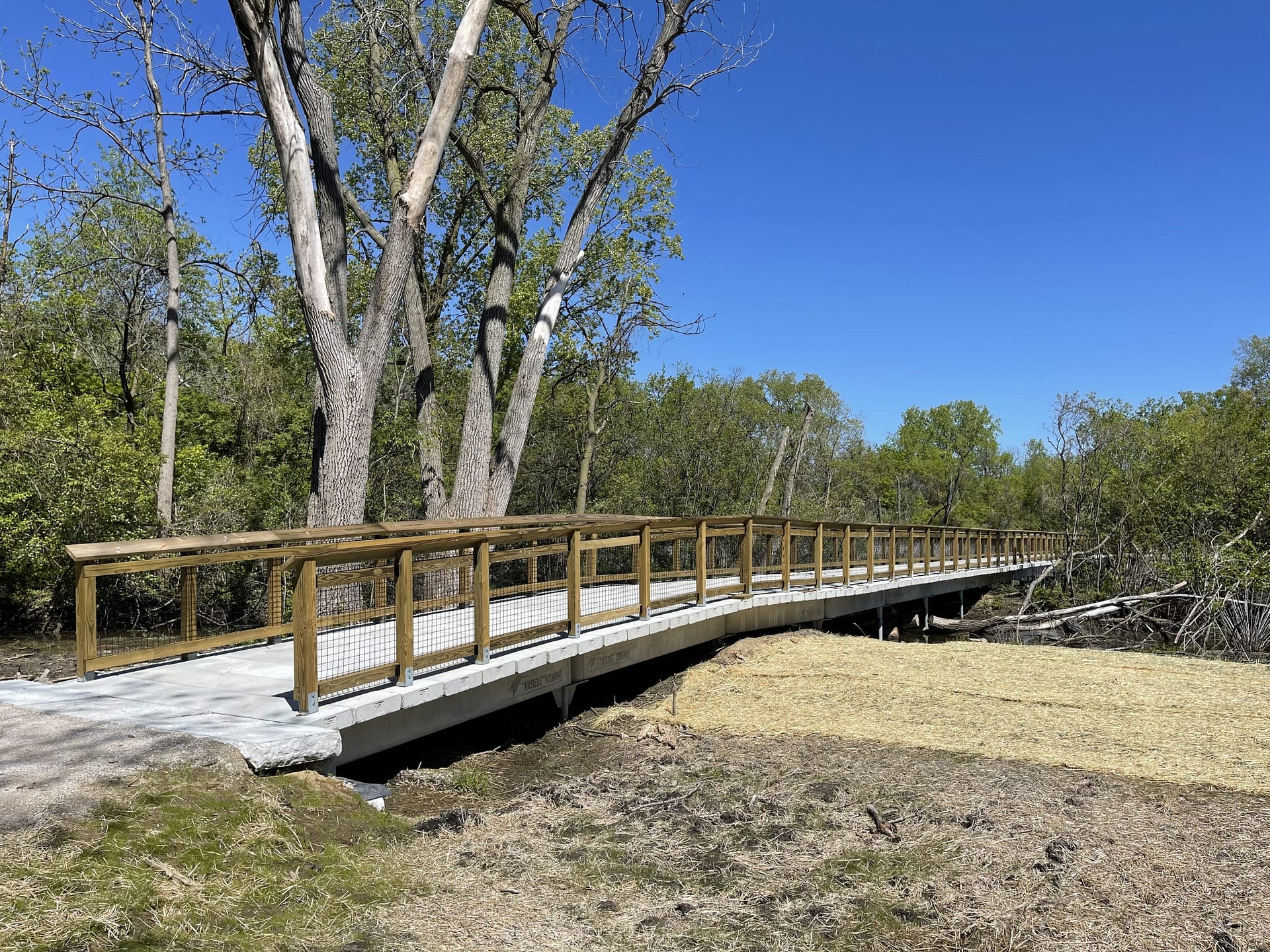 Completed Concrete Boardwalk Projects : TerraTread